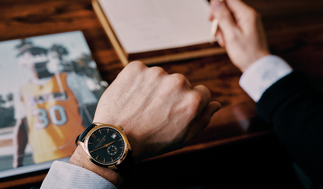 Carl F. Bucherer Manero Peripheral 43 mm 00.10921.03.33.01